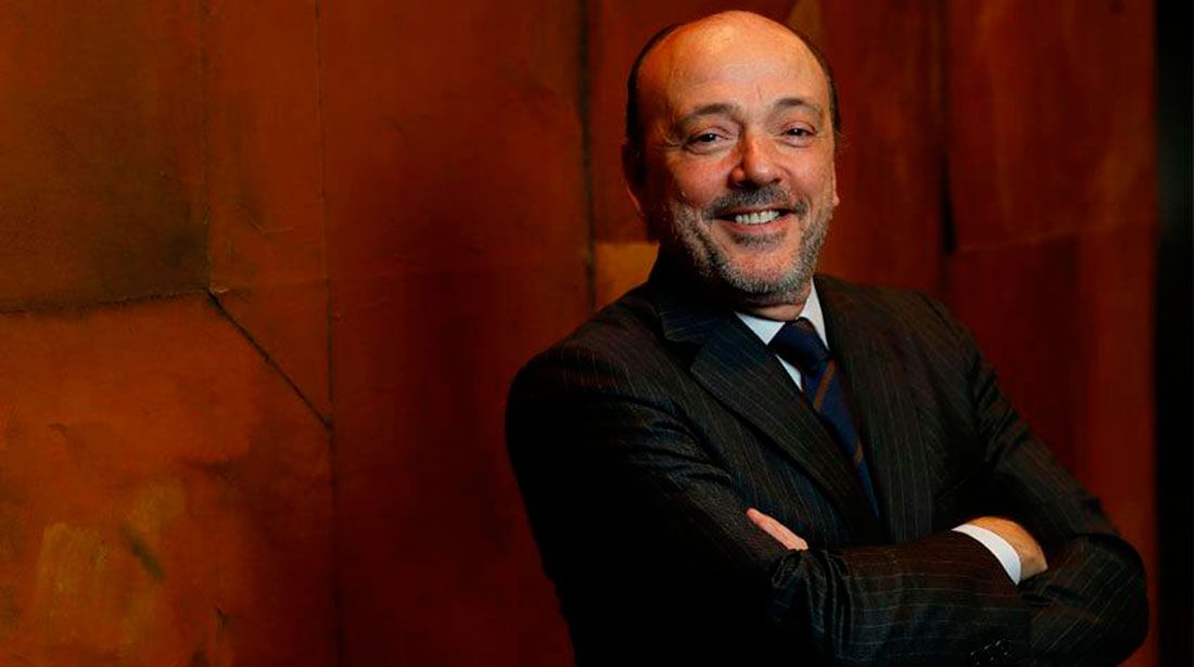 Prisa fulmina a Javier Monzón